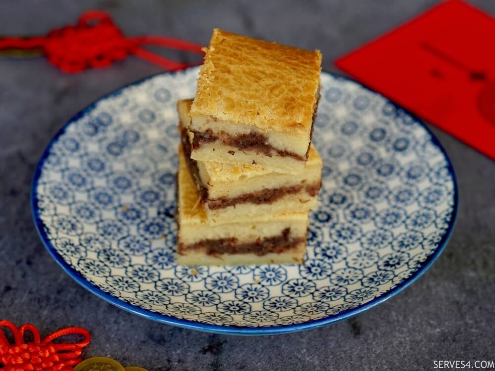 Baked Sticky Rice Cake with Red Bean Paste (红豆烤年糕)